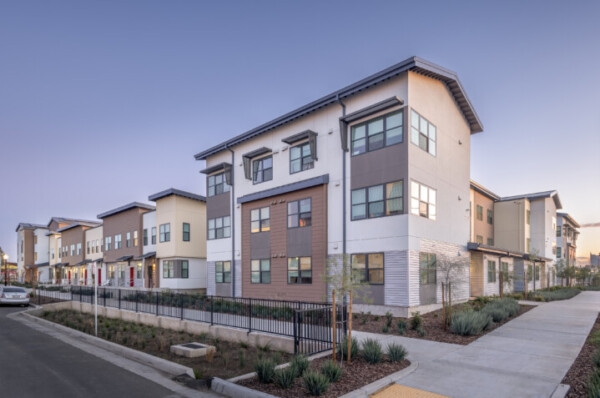 Mirasol Village (formerly Twin Rivers) Blocks B & E - Midstate Construction
